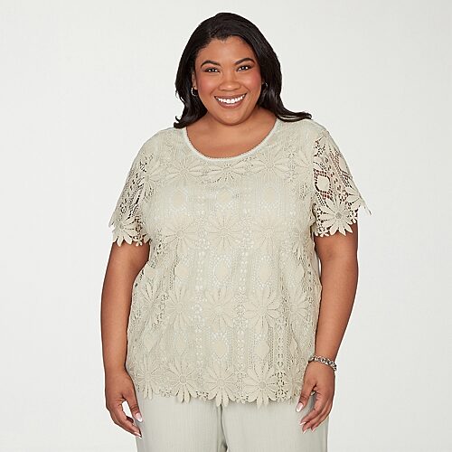 Click here for Alfred Dunner Vintage Charm Womens Plus Crew Neck... prices