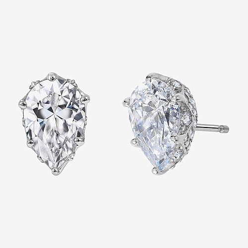 Click here for Diamonart Marilyn Monroe 7 1/4 Ct. T.W. White Cubi... prices