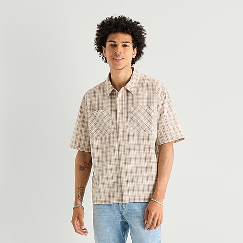 Click here for Arizona Mens Short Sleeve Boxy Fit Button-Down Shi... prices