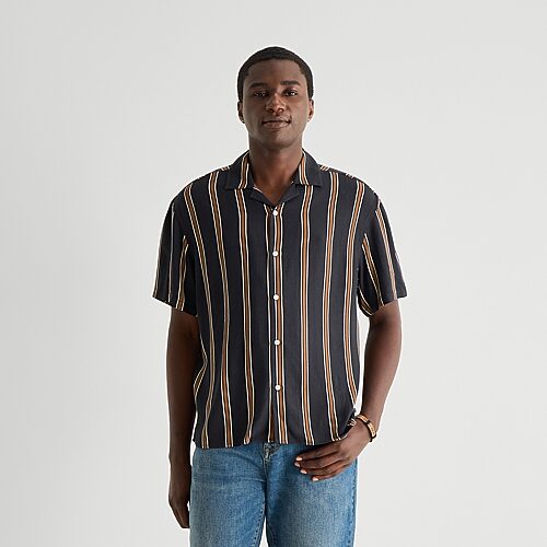 Click here for Arizona Mens Short Sleeve Boxy Fit Button-Down Shi... prices