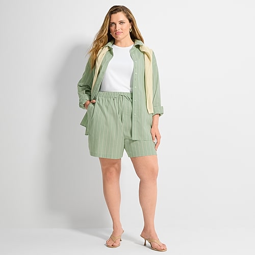 Click here for Ashley Graham Womens Plus Pull-On Short  0x  Green prices