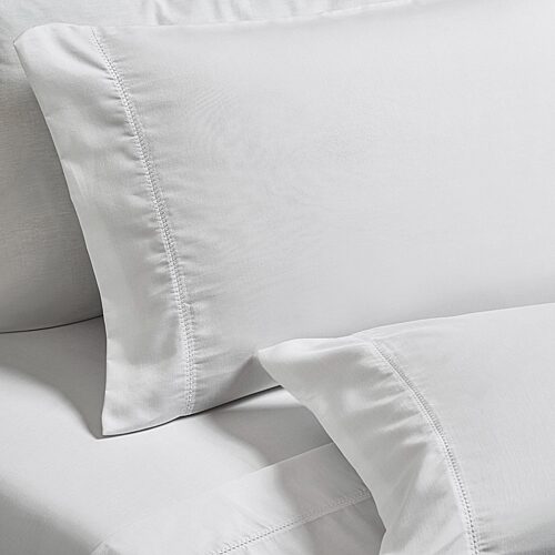 Click here for SUPERIOR Pandora Lustrous Sateen Weave 600tc Pillo... prices