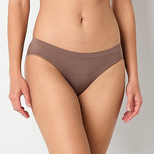 Click here for Ambrielle Seamless Bikini Panty  3x  Brown prices