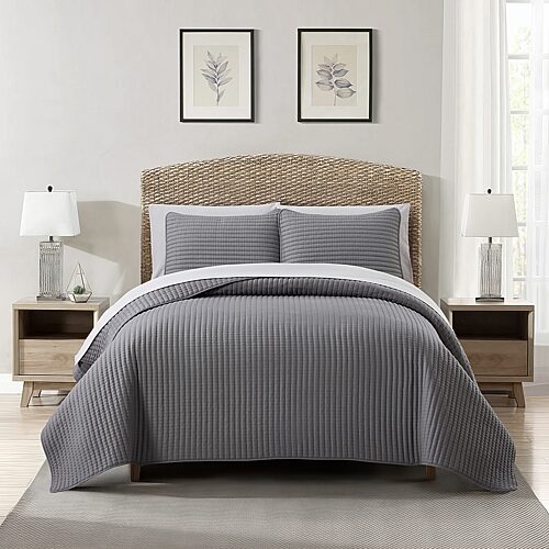 Click here for Stratford Park Ayeli Textured 7-Piece Quilt Set  K... prices