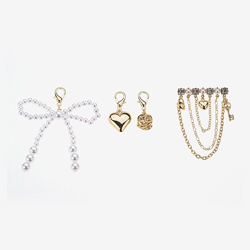 Click here for Bijoux Bar Gold Tone Heart Valentines Day Shoe Cha... prices