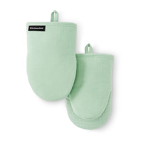 Click here for KitchenAid Gourmet Series Gridlines Mini Oven Mitt... prices