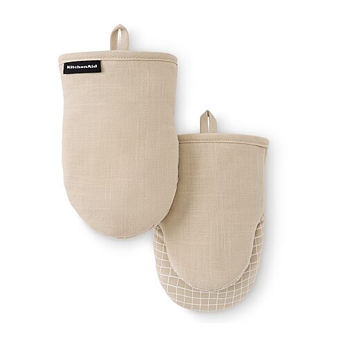 Click here for KitchenAid Gourmet Series Gridlines Mini Oven Mitt... prices