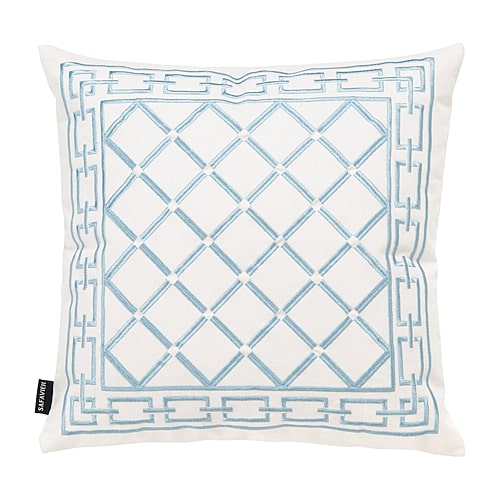Click here for Safavieh Bentra 18 x 18 Pillow - Blue/white prices