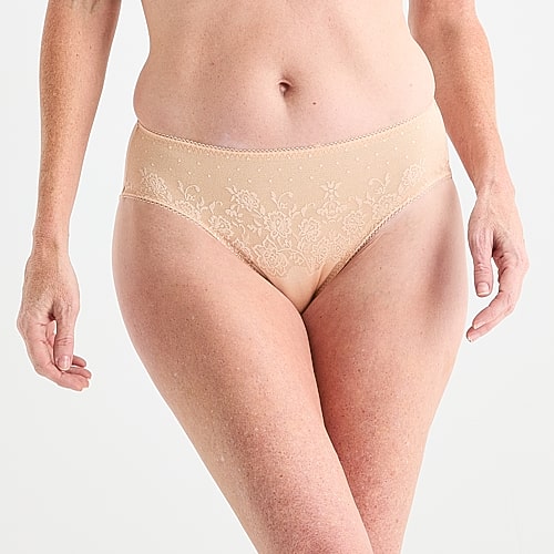 Click here for Liz Claiborne Smoothing Womens High Cut Panty 3594... prices
