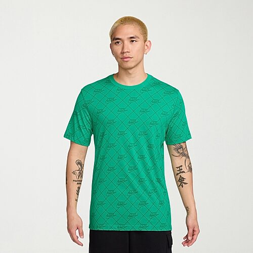 Click here for Nike Mens Crew Neck Short Sleeve Active T-Shirt  X... prices