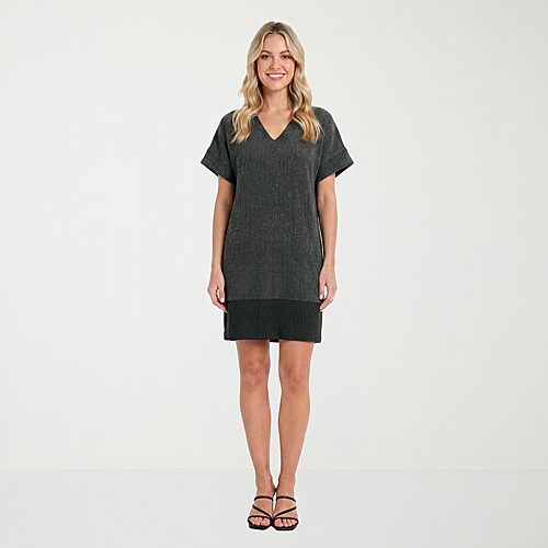 Click here for 24seven Comfort Apparel Womens V Neck Loose Fit Sh... prices