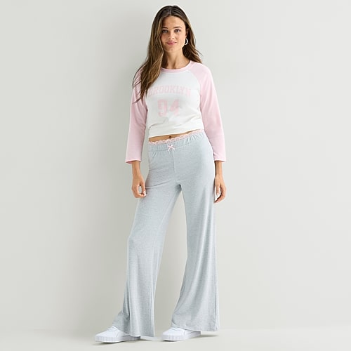 Click here for Forever 21 Womens Juniors Straight Mid Rise Pull-O... prices