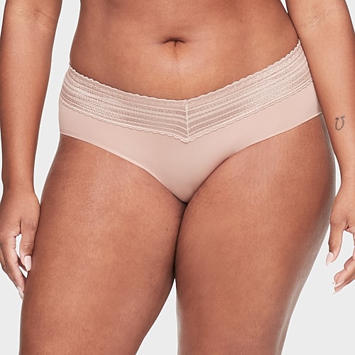 Click here for Warners No Pinching No Problems Lace Hipster Under... prices