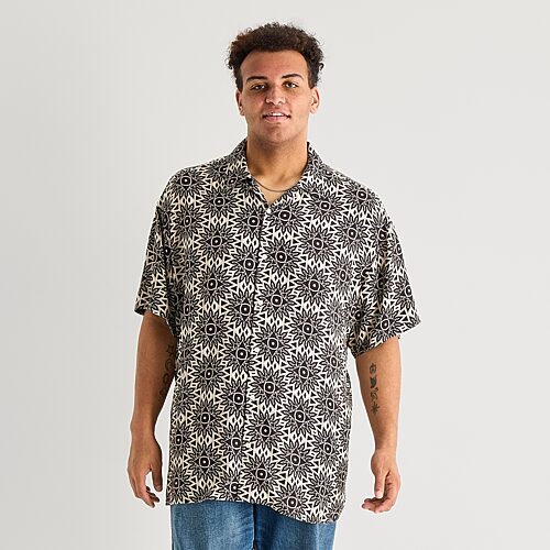 Click here for Arizona Mens Short Sleeve Boxy Fit Big and Tall Bu... prices