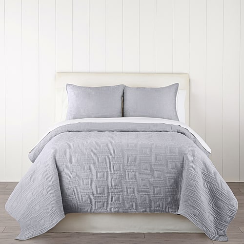 Click here for Liz Claiborne Camille Coverlet  One Size  Gray prices