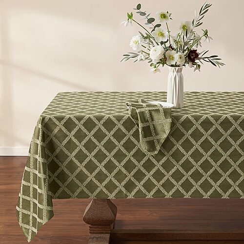 Click here for Lenox Laurel Leaf Tablecloth  One Size  Green prices