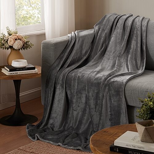 Click here for Truly Soft Velvet Plush Throw Blanket prices