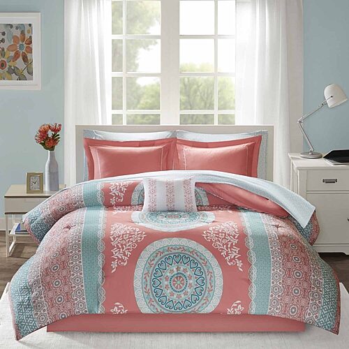 Click here for Intelligent Design Loretta 7-Pc. Comforter Set  Tw... prices