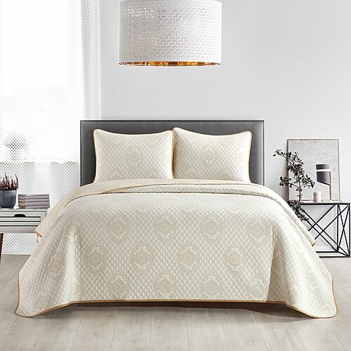Click here for Stratford Park Leyla Medallion 3-Piece Quilt Set... prices
