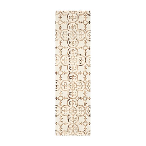 Click here for Safavieh Dip Dye Collection Danny Floral Runner Ru... prices