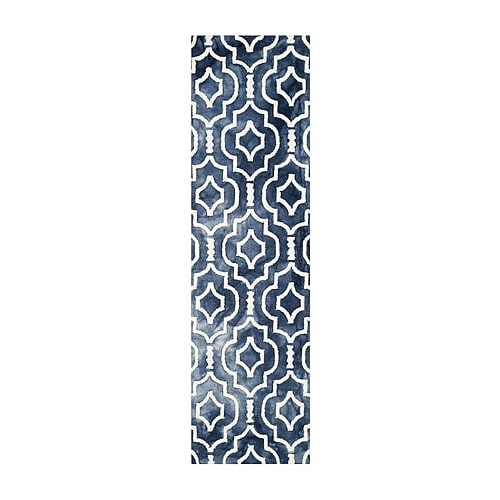 Click here for Safavieh Dip Dye Collection Devnet Geometric Runne... prices