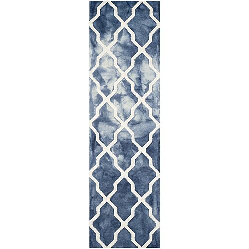 Click here for Safavieh Dip Dye Collection Petra Geometric Runner... prices