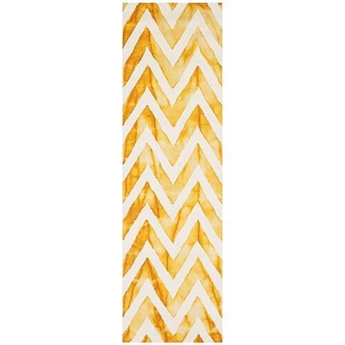 Click here for Safavieh Dip Dye Collection Ronnie Chevron Runner... prices