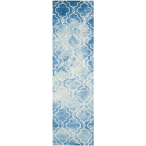 Safavieh Dip Dye Collection Serafim Geometric Runner Rug  One Size  Multiple Colors