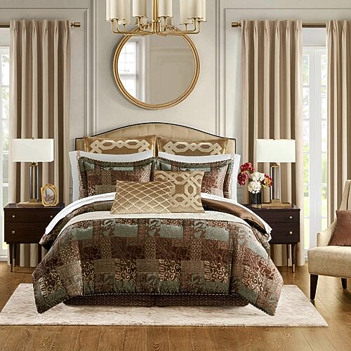 Click here for Croscill Galleria 4-Pc Comforter Set  California K... prices