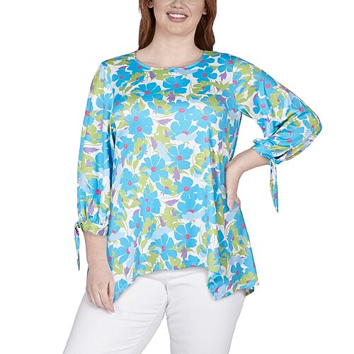 Click here for Plus Size Larky Lark 3/4 Tie Sleeve Daisy Blouse prices