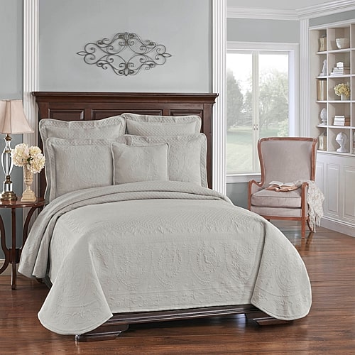 Click here for Historic Charleston Collection King Charles Matela... prices