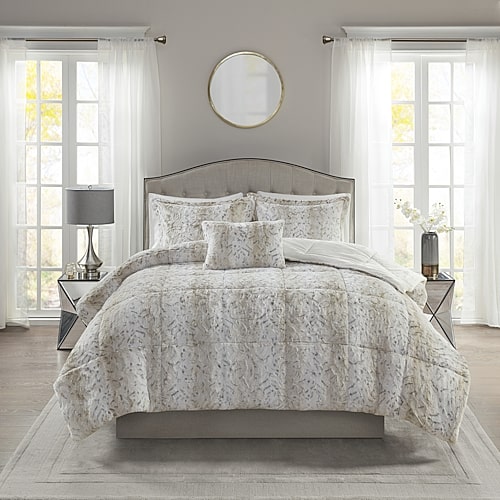 Click here for Madison Park Zuri Faux-Fur 4-Pc. Comforter Set  Fu... prices