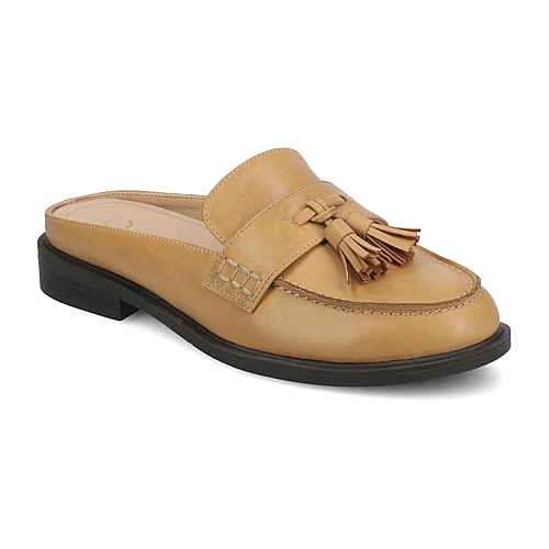 Click here for Journee Collection Azura Womens Moc Loafers  9 1/2... prices