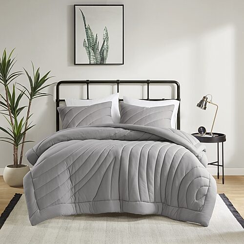 Click here for Intelligent Design Juniper Midweight Comforter Set... prices