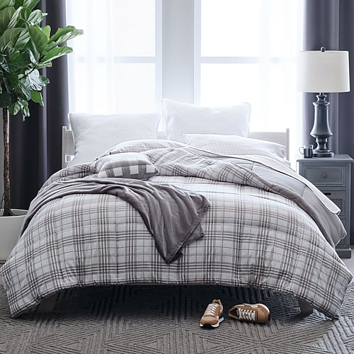 Click here for Home Expressions Plush Ultra Soft Down Alternative... prices