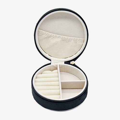 Click here for Mixit Jewelry Velvet Travel Case  One Size  Black prices