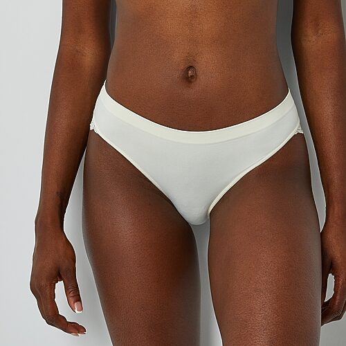 Click here for Ambrielle Seamless Lace Cheeky Panty  Large  White prices