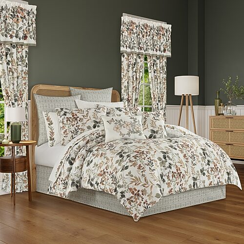 Click here for Royal Court Evergreen 4pc. Comforter Set prices