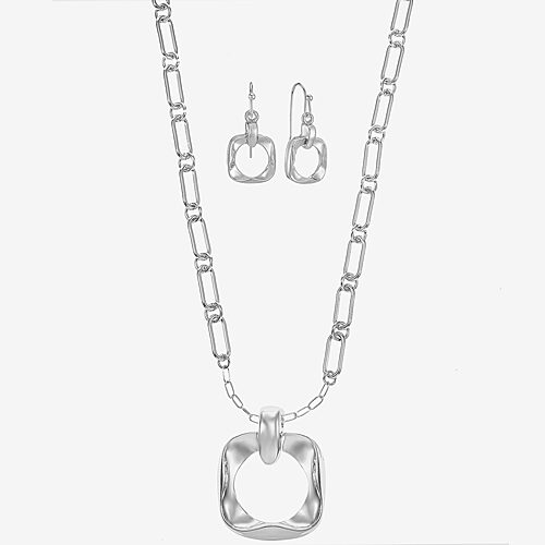 Click here for Liz Claiborne Textured Paperclip Pendant Necklace... prices