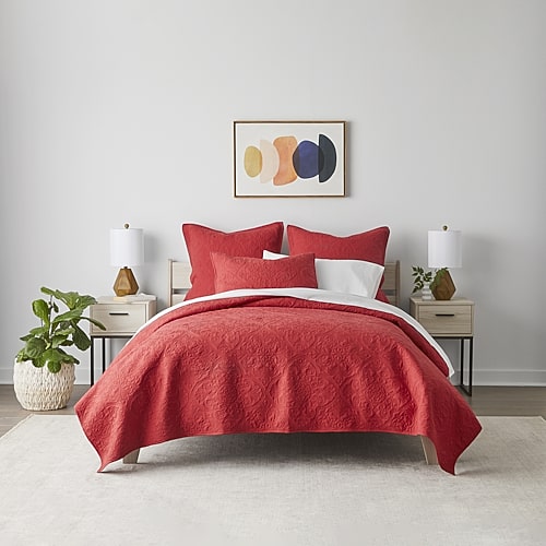 Click here for Home Expressions Harper Quilt  One Size  Red prices