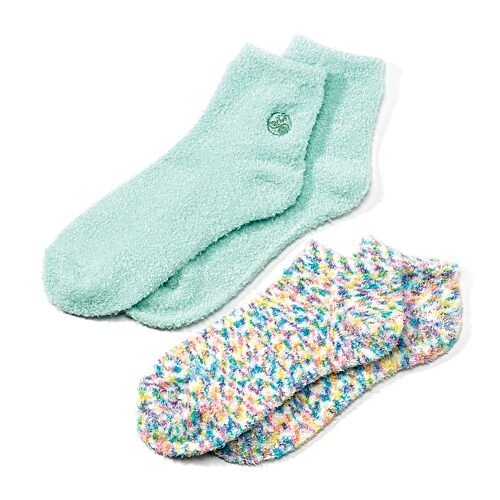 Click here for Earth Therapeutics Green & Multi Colored Aloe Mois... prices