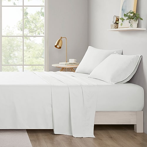 Click here for Intelligent Design Microfiber 4-Pc. Sheet Set  Que... prices