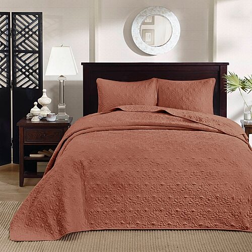 Click here for Madison Park Quebec 3-Pc. Quilt Set  King/Californ... prices