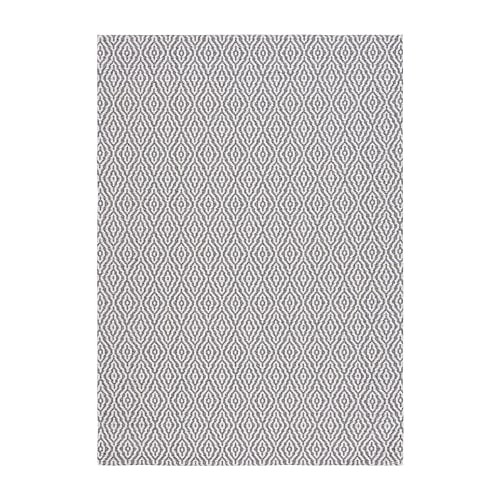 Click here for Martha Stewart Gemma Geometric 5 X 7 Indoor Rectan... prices