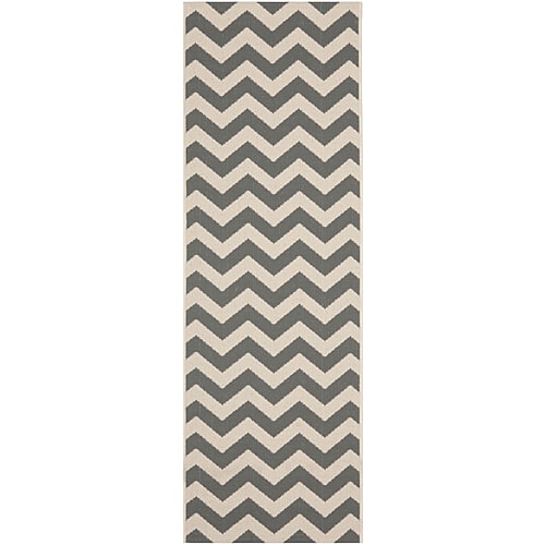 Click here for Safavieh Courtyard Collection Cennetig Chevron Ind... prices