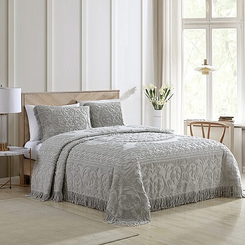 Click here for Beatrice Home Fashions Medallion Embellished Bedsp... prices