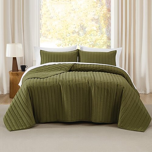 Click here for Brooklyn Loom Oversized Cotton Percale 3pc. Quilt... prices