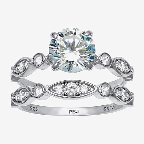 Click here for Diamonart Womens 2 1/2 CT. T.W. Cubic Zirconia Pla... prices