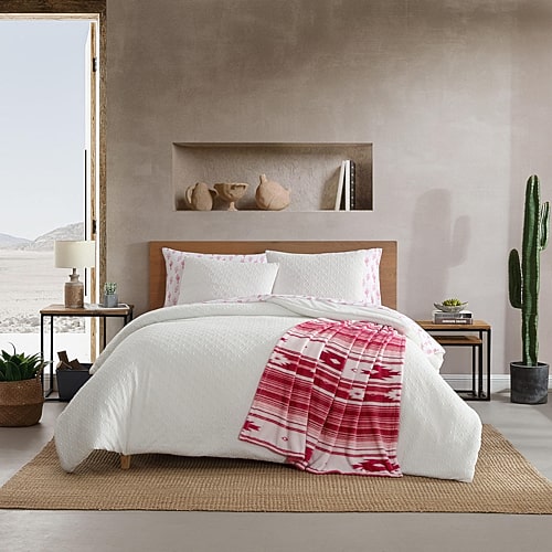 Click here for Wrangler Sedona Geometric Embossed 6-Pc. Comforter... prices
