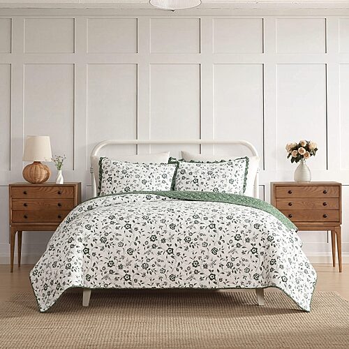 Click here for Laura Ashley Miranda Cotton Quilt Set prices